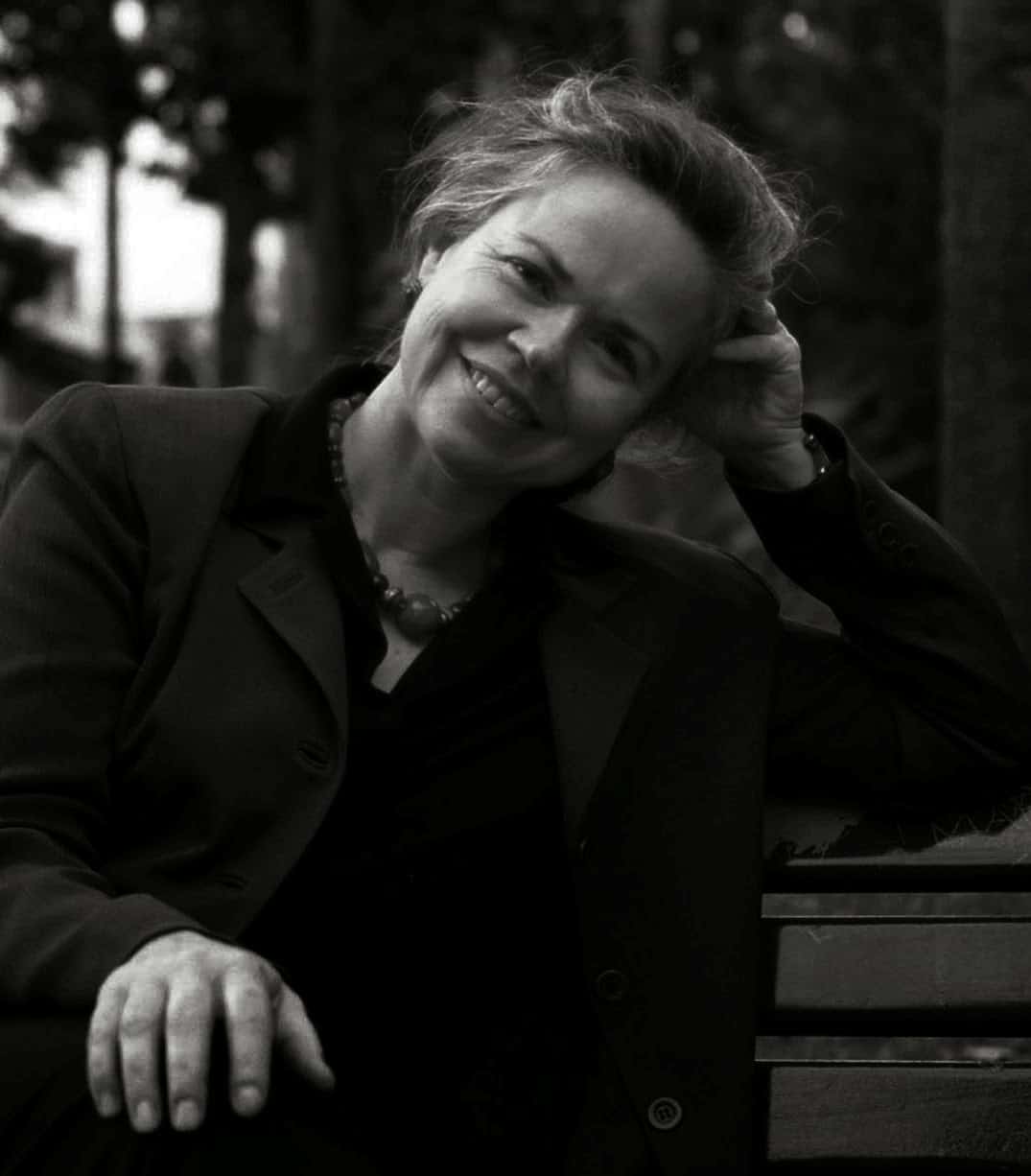 La poeta Susan Stewart disertará en el museo TEA sobre el valor y el ...